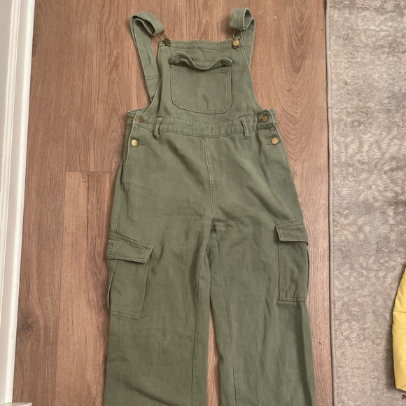Cider | Pants & Jumpsuits | Cider Womens Cropped Overalls | Poshmark